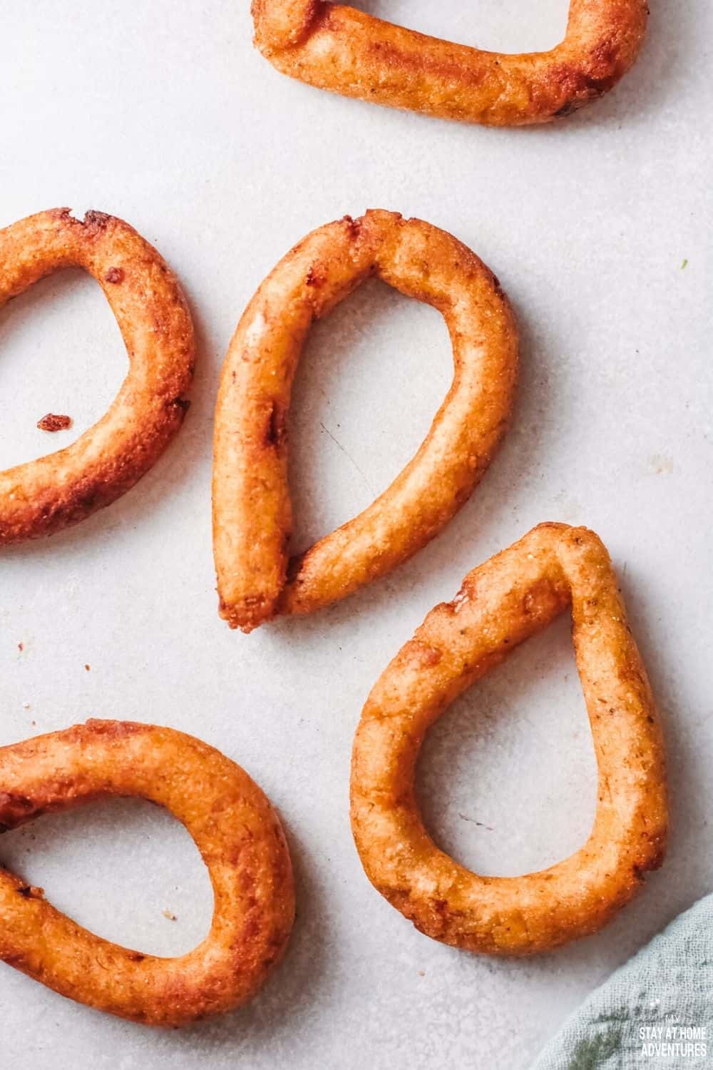 How to Make Easy Mandocas (Venezuelan Deep Fried Cornmeal Ring )